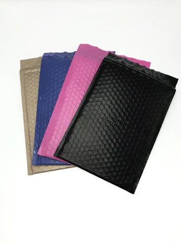 Colored Bubble Mailers – supplyhut.com